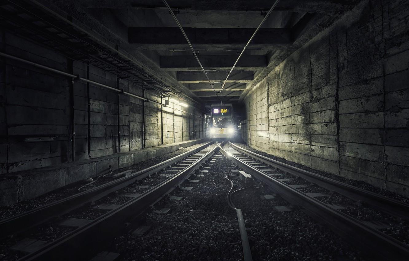 Train Tunnel Wallpapers - Top Free Train Tunnel Backgrounds ...