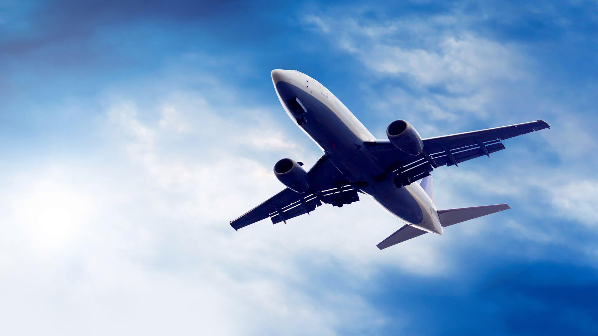 Passenger Aircraft Wallpapers - Top Free Passenger Aircraft Backgrounds ...