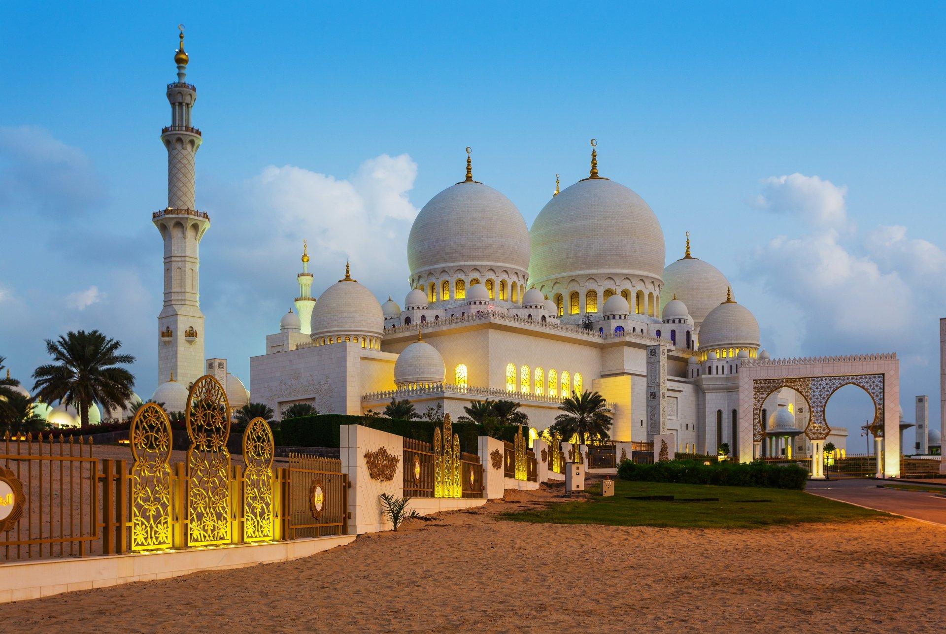 Sheikh Zayed Grand Mosque Wallpapers - Top Free Sheikh Zayed Grand ...