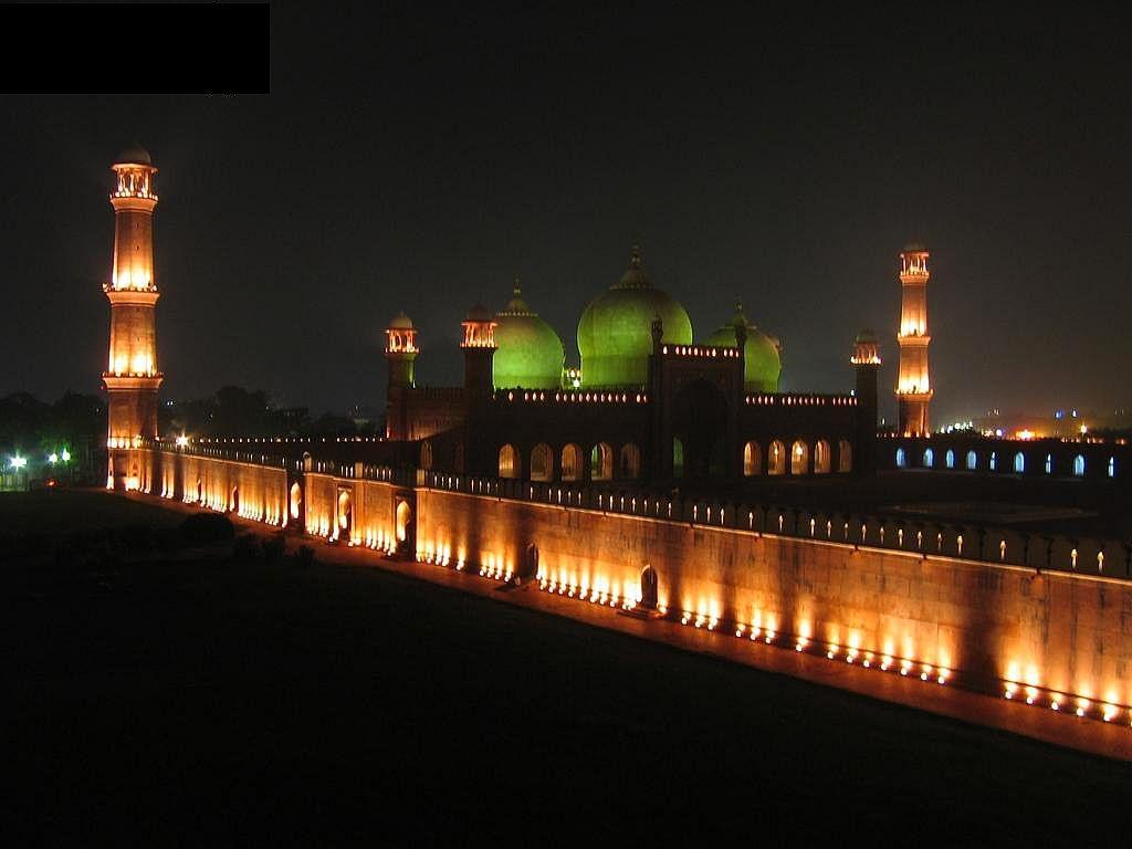 Badshahi Mosque Wallpapers - Top Free Badshahi Mosque Backgrounds - WallpaperAccess