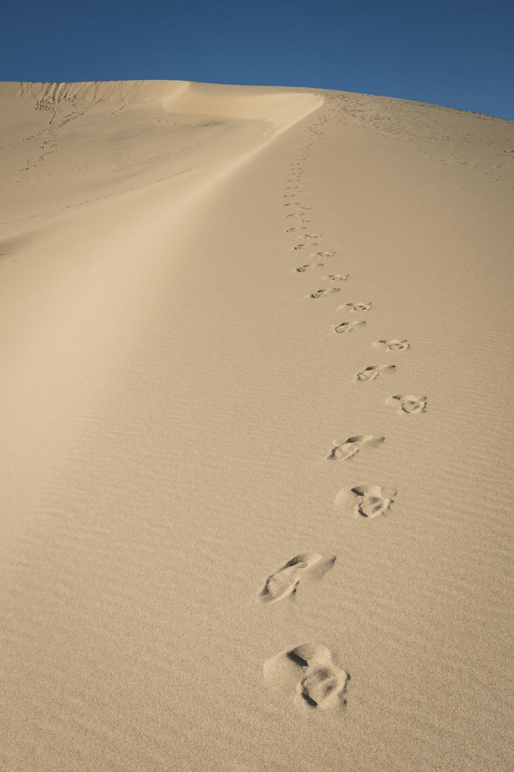 Footsteps Wallpapers - Top Free Footsteps Backgrounds - WallpaperAccess