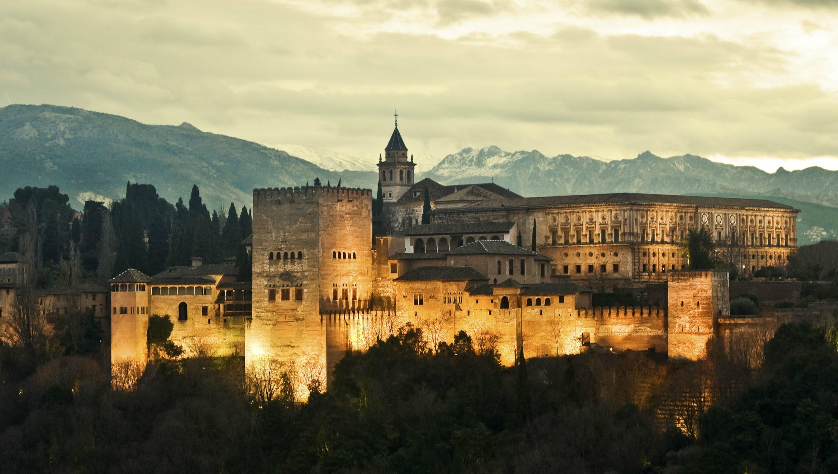 Spanish Castles Wallpapers - Top Free Spanish Castles Backgrounds ...