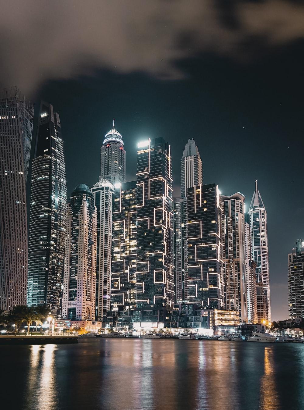 Skyscraper Night Wallpapers - Top Free Skyscraper Night Backgrounds ...