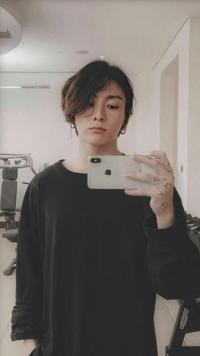 Mirror Selfie Wallpapers - Top Free Mirror Selfie Backgrounds ...