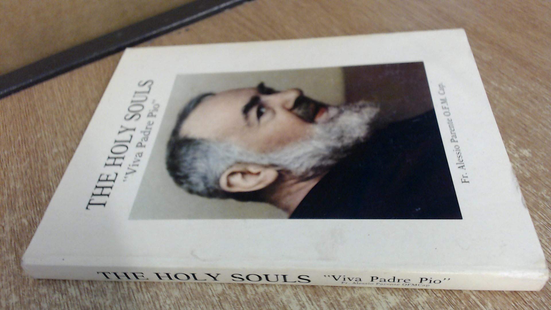 Padre Pio Wallpapers - Top Free Padre Pio Backgrounds - WallpaperAccess
