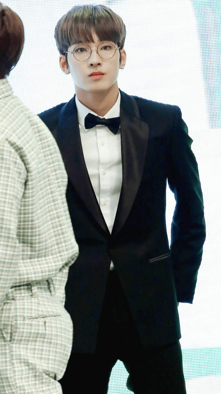 Seventeen Jeon iPhone Wallpapers - Top Free Seventeen Jeon iPhone ...