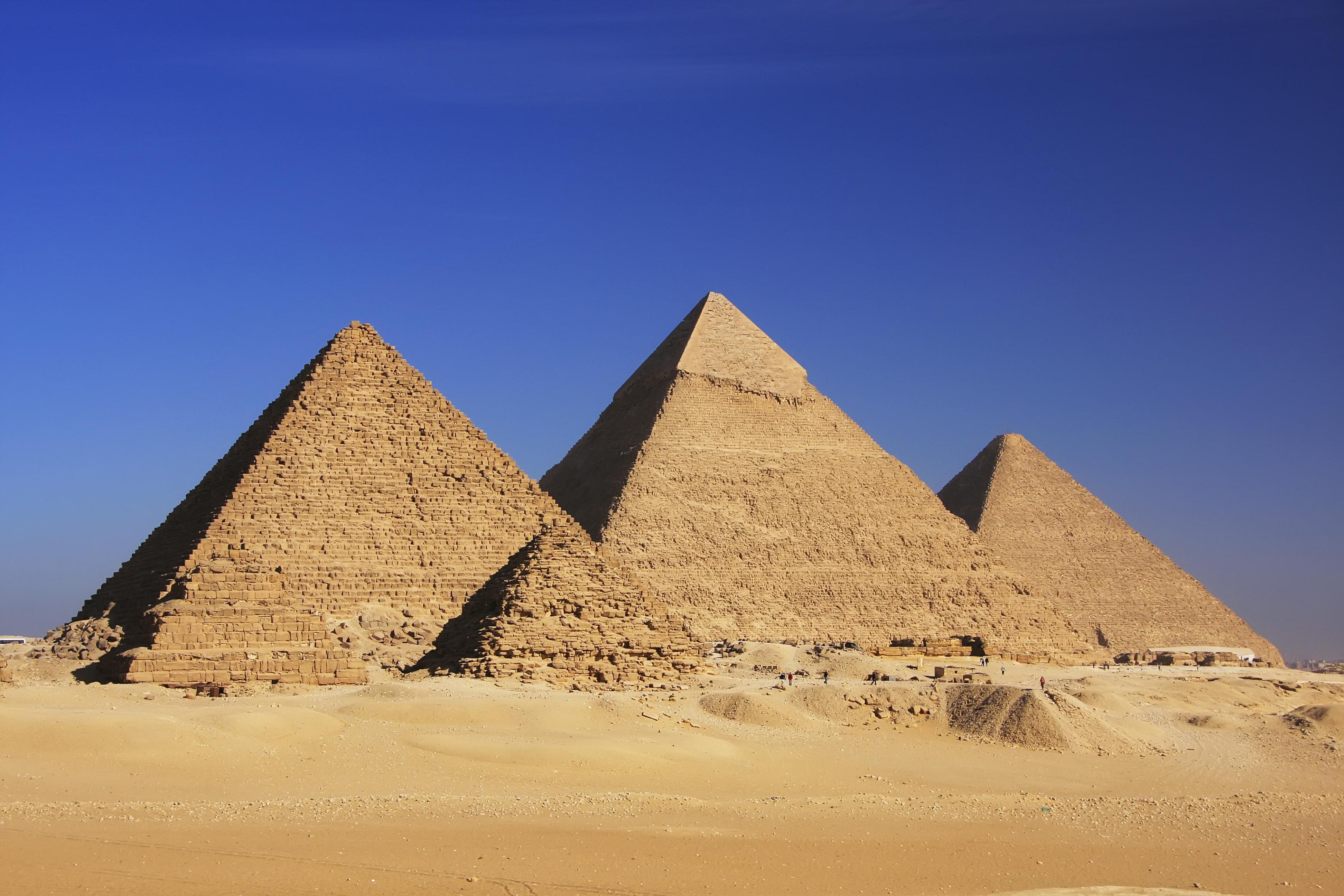 4K Pyramid Wallpapers - Top Free 4K Pyramid Backgrounds - WallpaperAccess