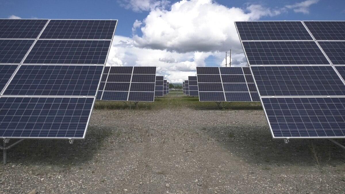 Solar Farm Wallpapers - Top Free Solar Farm Backgrounds - WallpaperAccess