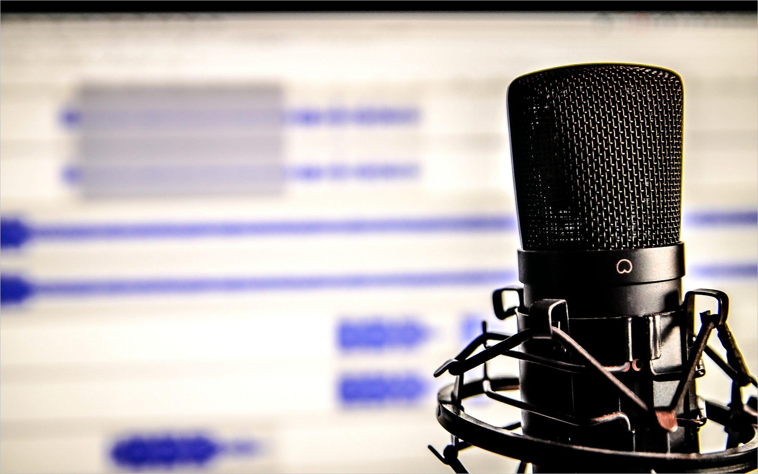 Podcasting Wallpapers - Top Free Podcasting Backgrounds - WallpaperAccess