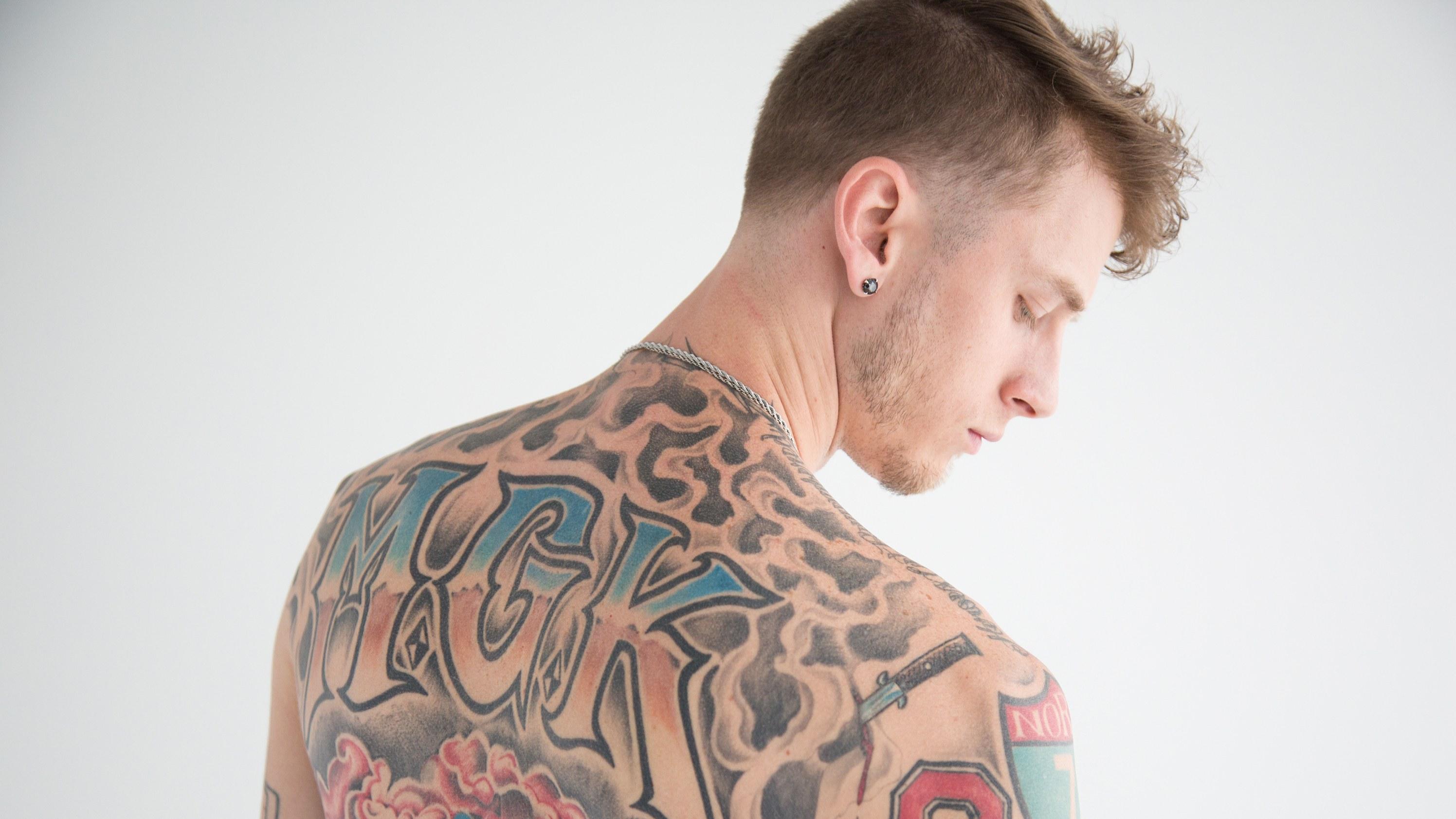 Machine Gun Kelly Desktop Wallpapers - Top Free Machine Gun Kelly ...