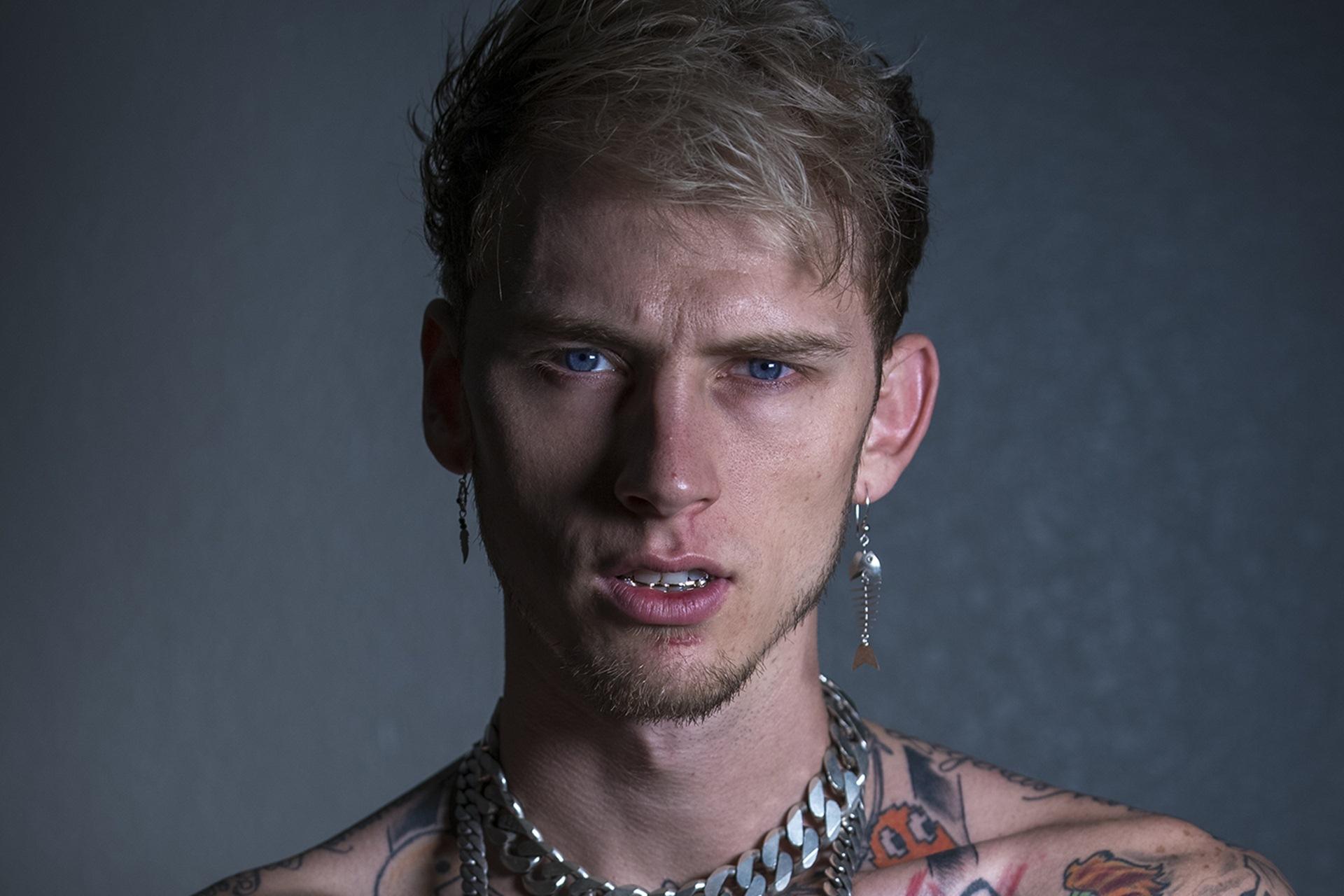 Machine Gun Kelly Desktop Wallpapers - Top Free Machine Gun Kelly ...