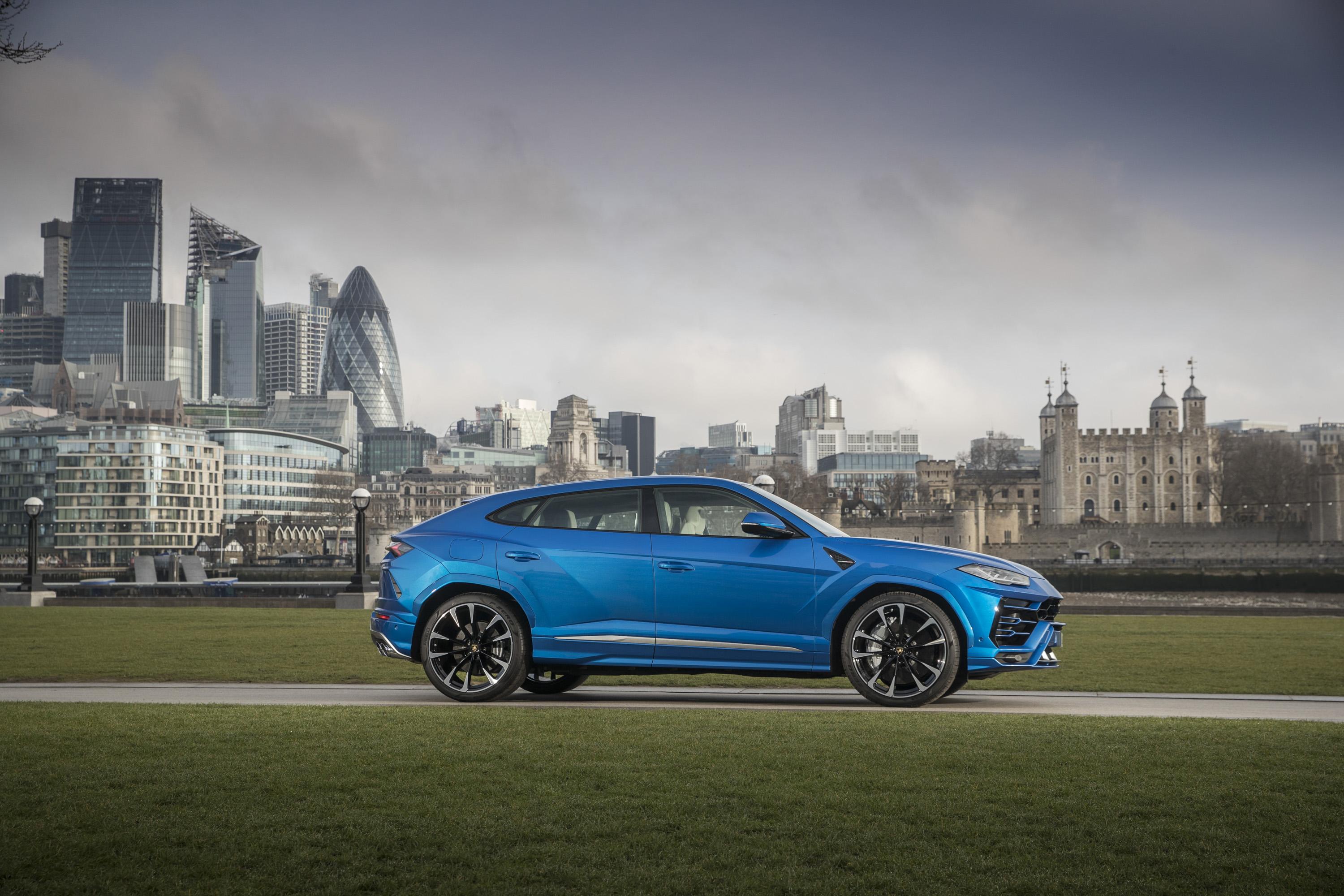 Lamborghini Urus Blue Wallpapers - Top Free Lamborghini Urus Blue ...