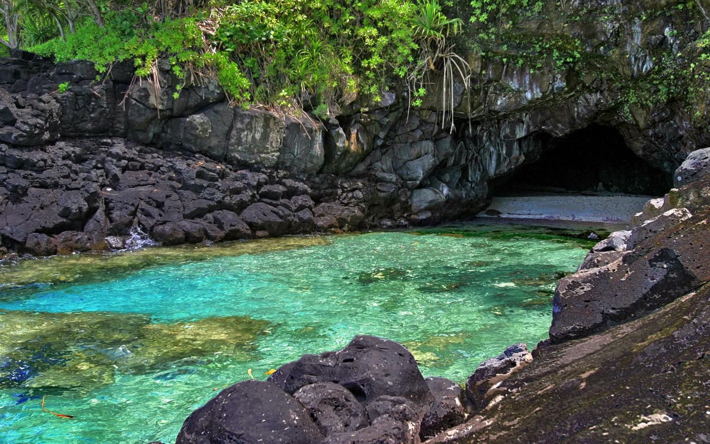 Water Cave Wallpapers - Top Free Water Cave Backgrounds - WallpaperAccess
