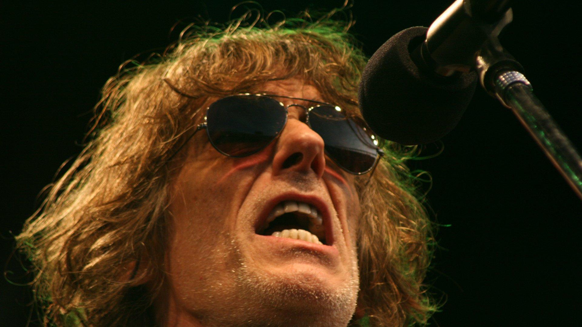 Luis Alberto Spinetta Wallpapers - Top Free Luis Alberto Spinetta ...