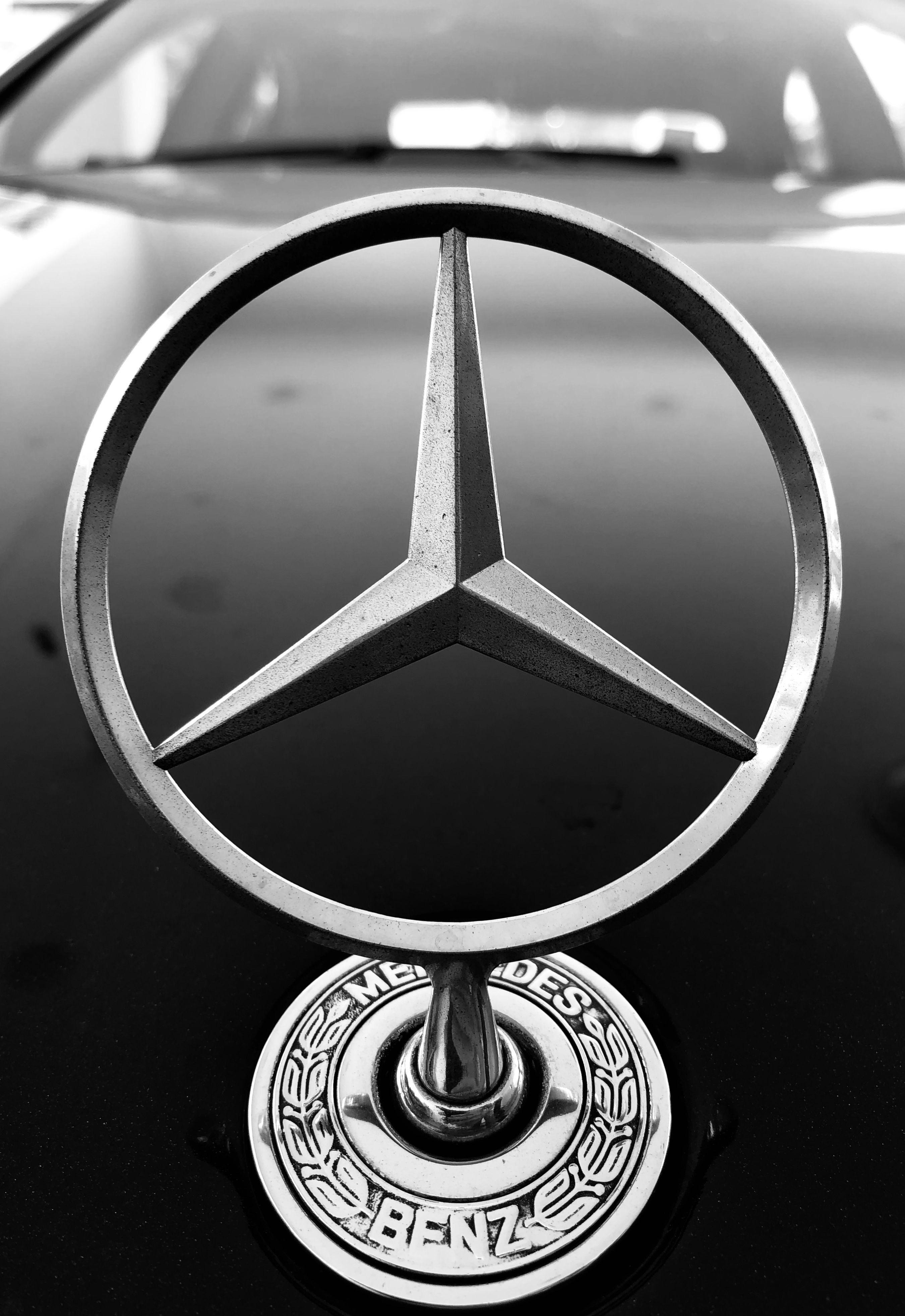 Mercedes Emblem Wallpapers - Top Free Mercedes Emblem Backgrounds ...