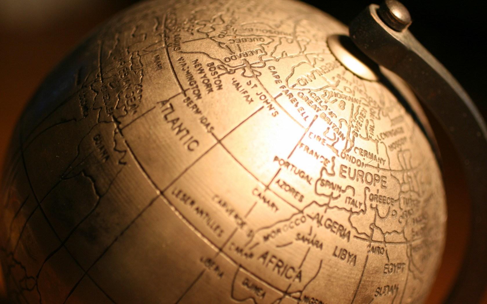 Earth Globe Wallpapers - Top Free Earth Globe Backgrounds - WallpaperAccess