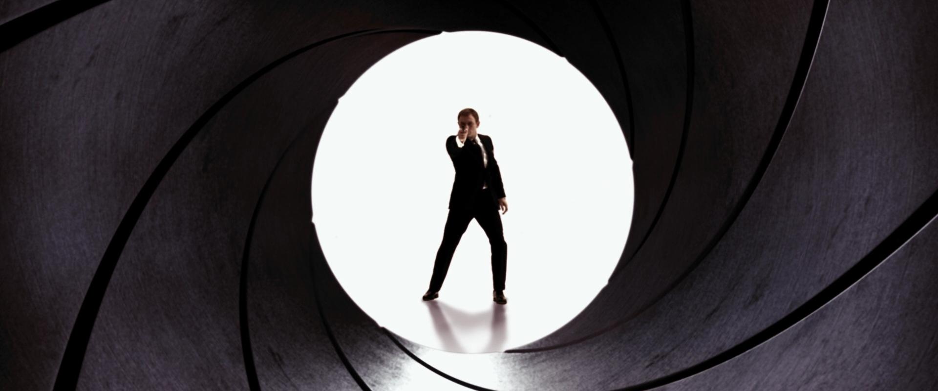 Quantum of Solace Wallpapers - Top Free Quantum of Solace Backgrounds ...