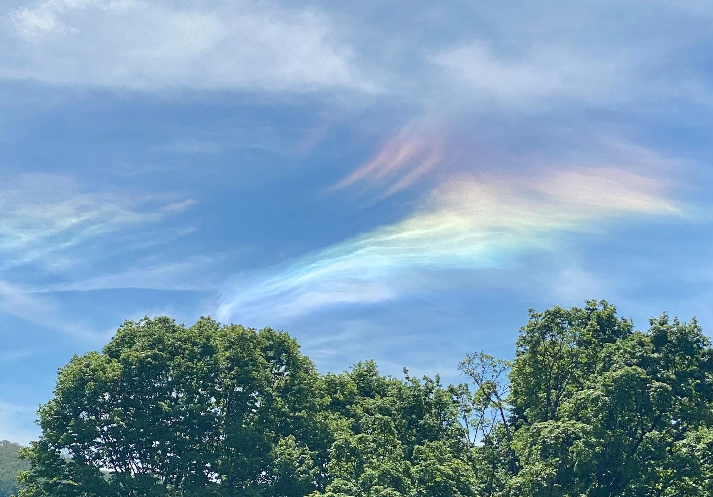 Cloud Iridescence Wallpapers - Top Free Cloud Iridescence Backgrounds - WallpaperAccess