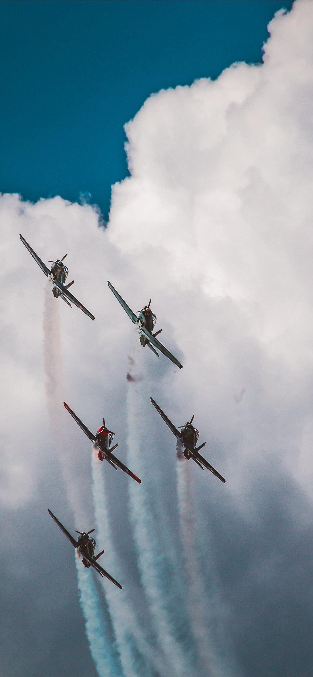 Aerobatics Wallpapers - Top Free Aerobatics Backgrounds - WallpaperAccess