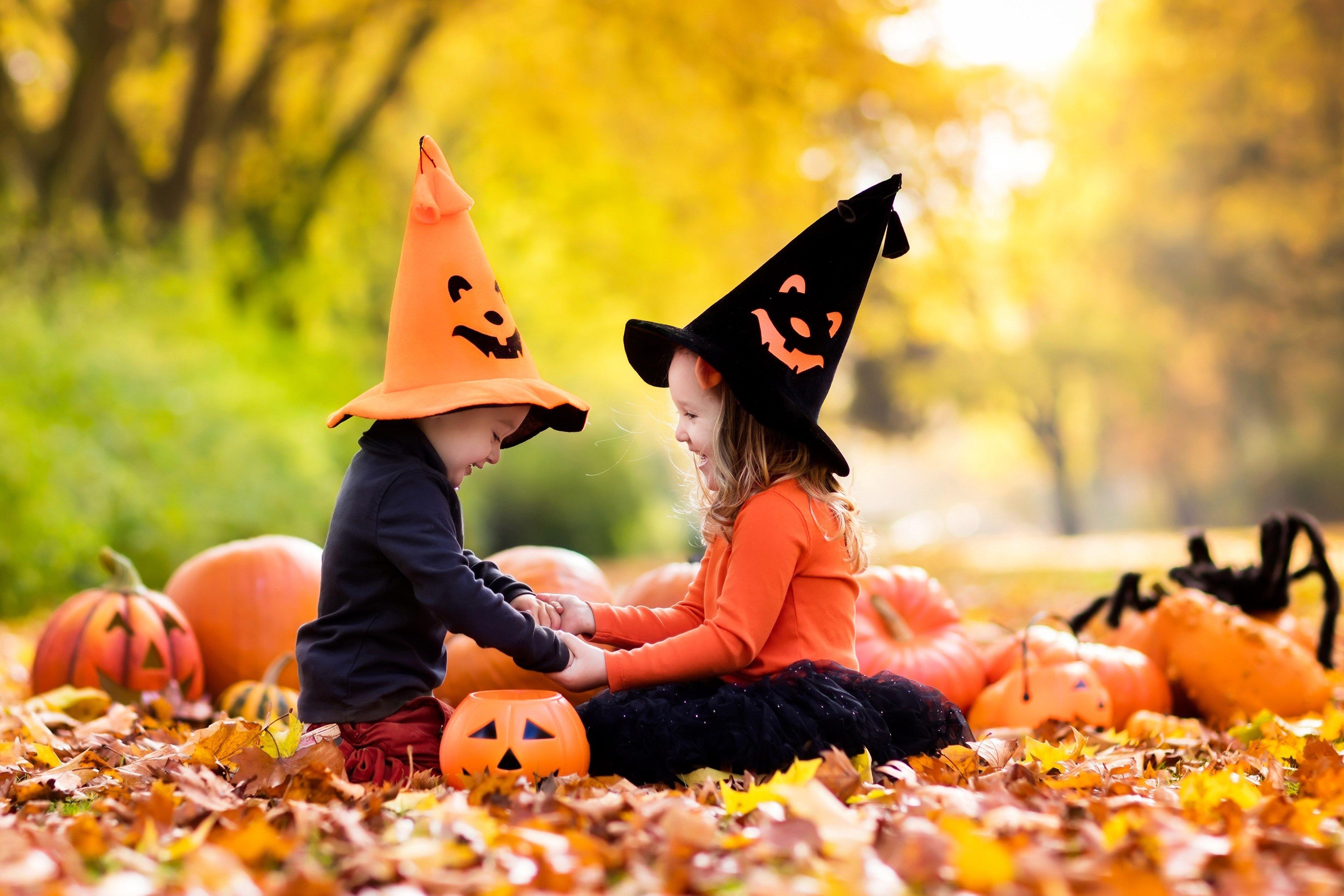 Halloween Kids Wallpapers - Top Free Halloween Kids Backgrounds ...