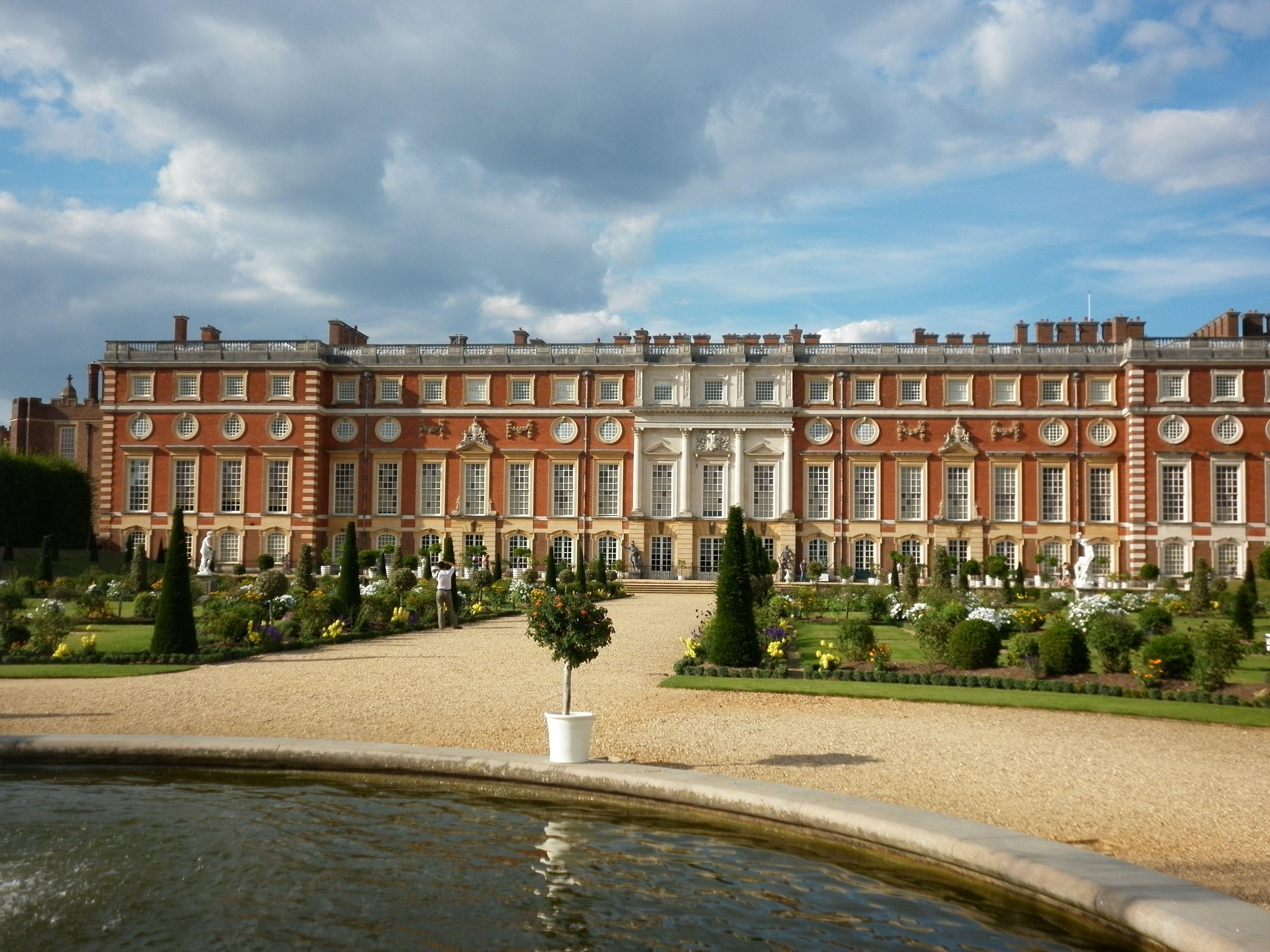 Hampton Court Wallpapers - Top Free Hampton Court Backgrounds ...