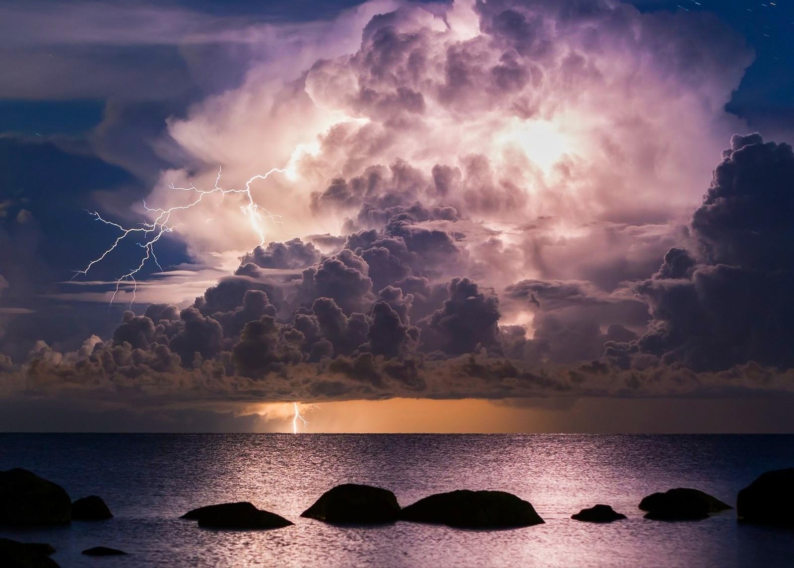 Lightning Clouds Wallpapers - Top Free Lightning Clouds Backgrounds ...
