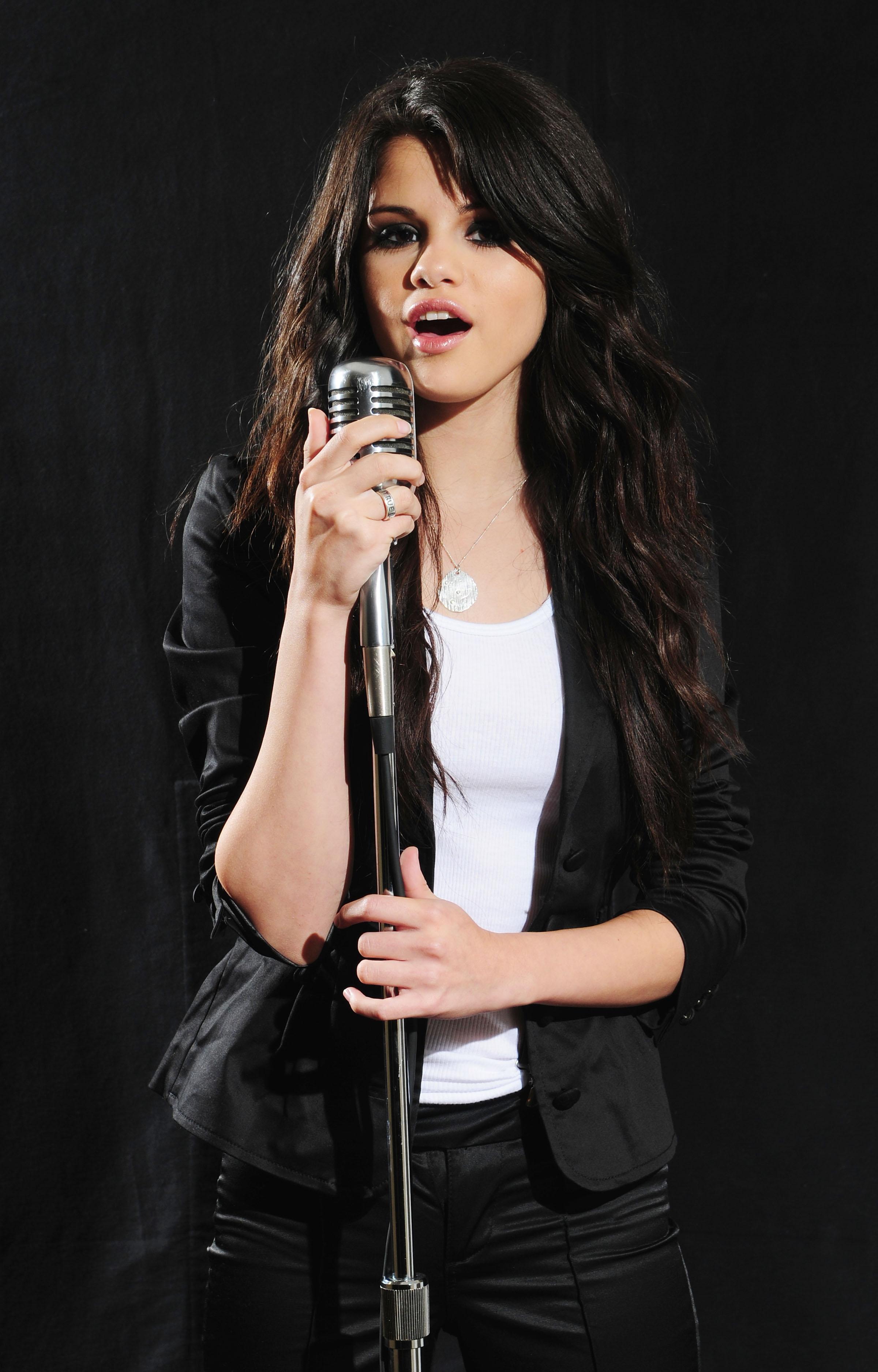 Singing HD Wallpapers - Top Free Singing HD Backgrounds - WallpaperAccess