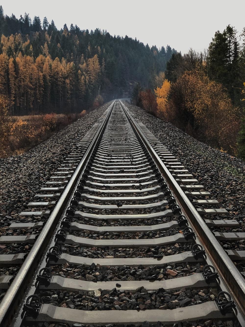 Train Track Wallpapers - Top Free Train Track Backgrounds - WallpaperAccess