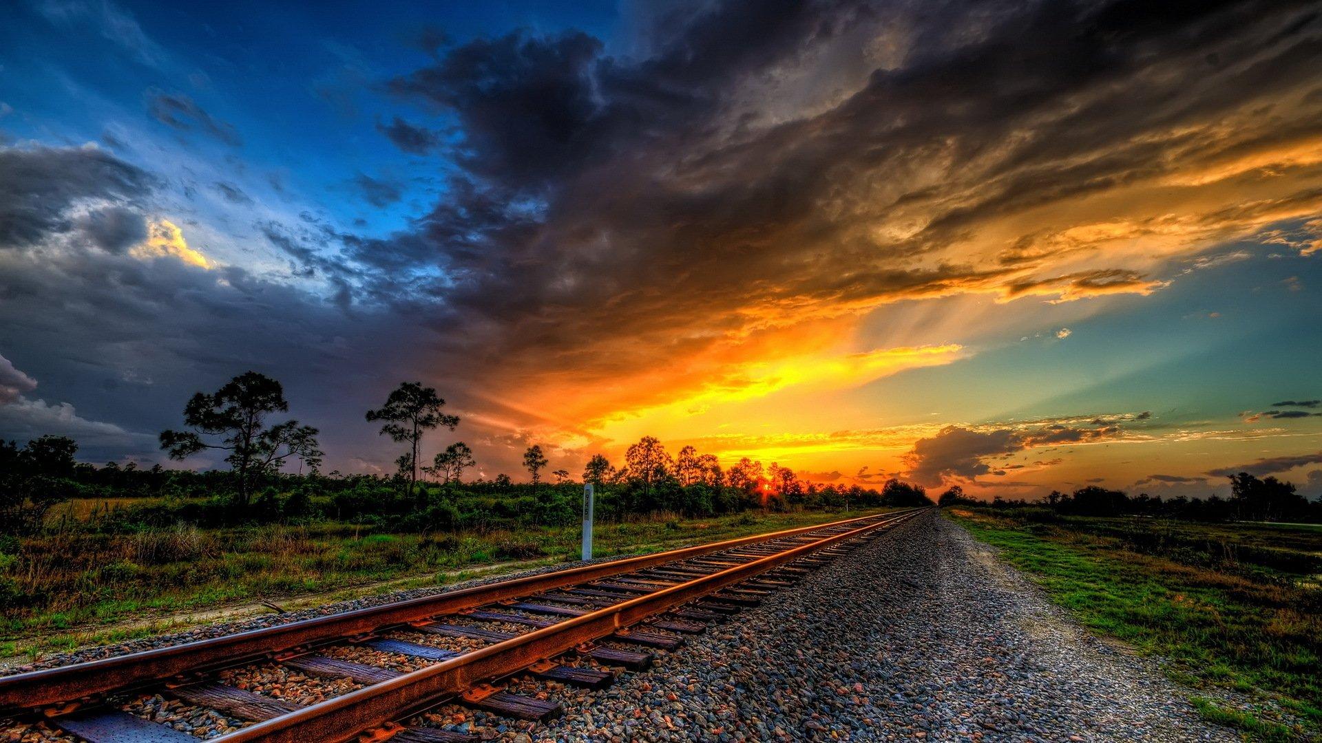 Railroads Wallpapers - Top Free Railroads Backgrounds - WallpaperAccess