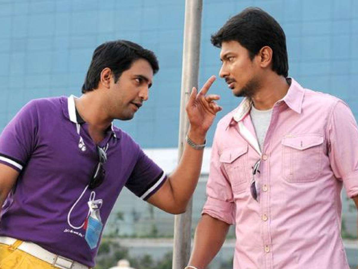 Oru Kal Oru Kannadi Wallpapers - Top Free Oru Kal Oru Kannadi ...