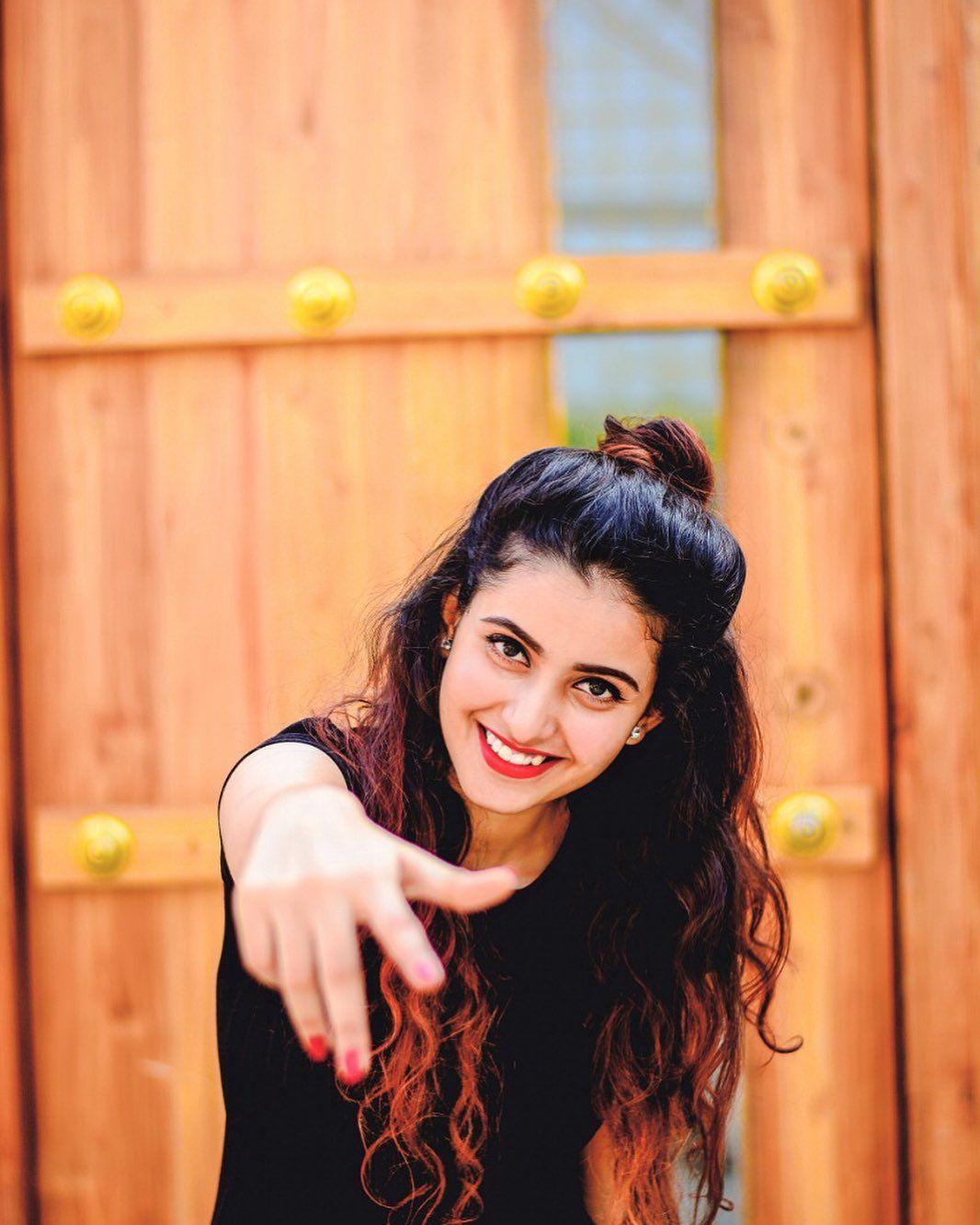 Deepika Pilli Wallpapers - Top Free Deepika Pilli Backgrounds ...