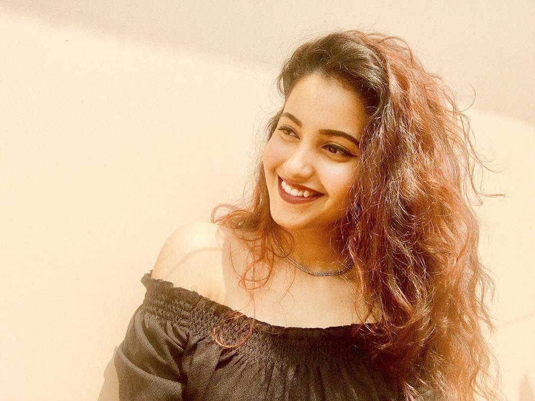 Deepika Pilli Wallpapers - Top Free Deepika Pilli Backgrounds ...