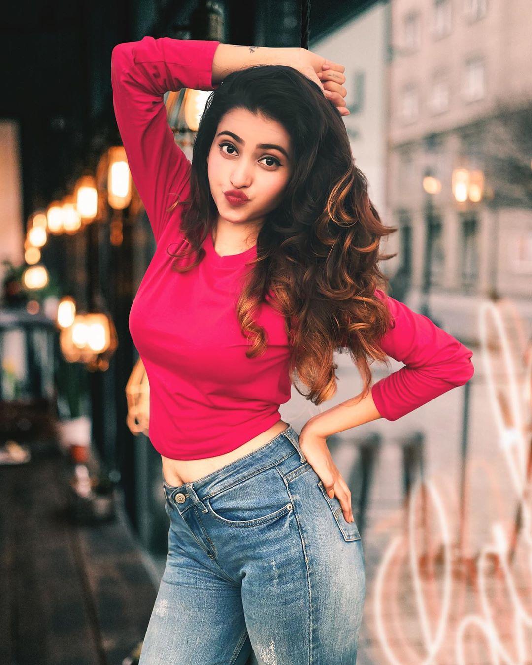 Deepika Pilli Wallpapers - Top Free Deepika Pilli Backgrounds ...