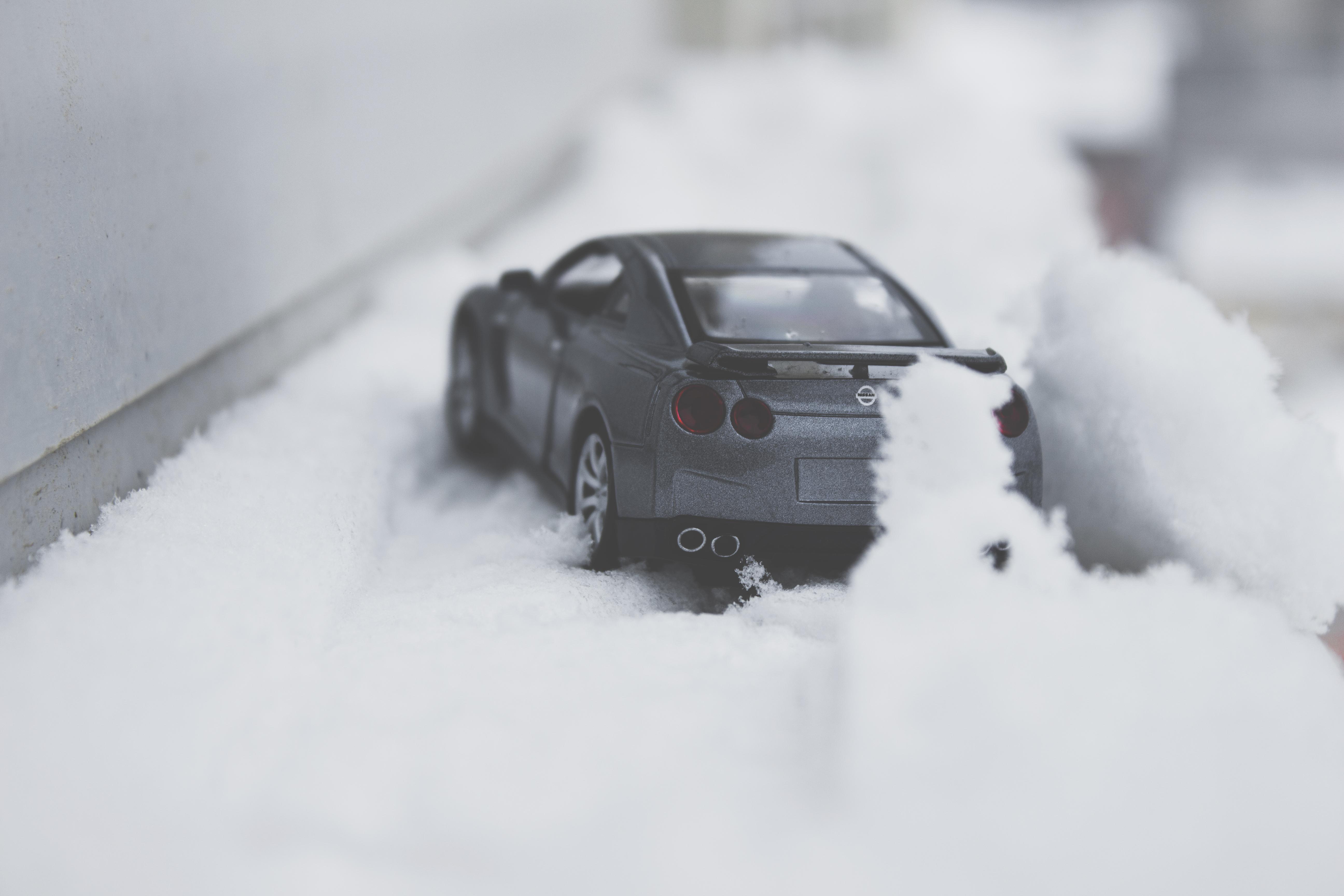 Car In Snow Wallpapers - Top Free Car In Snow Backgrounds - WallpaperAccess