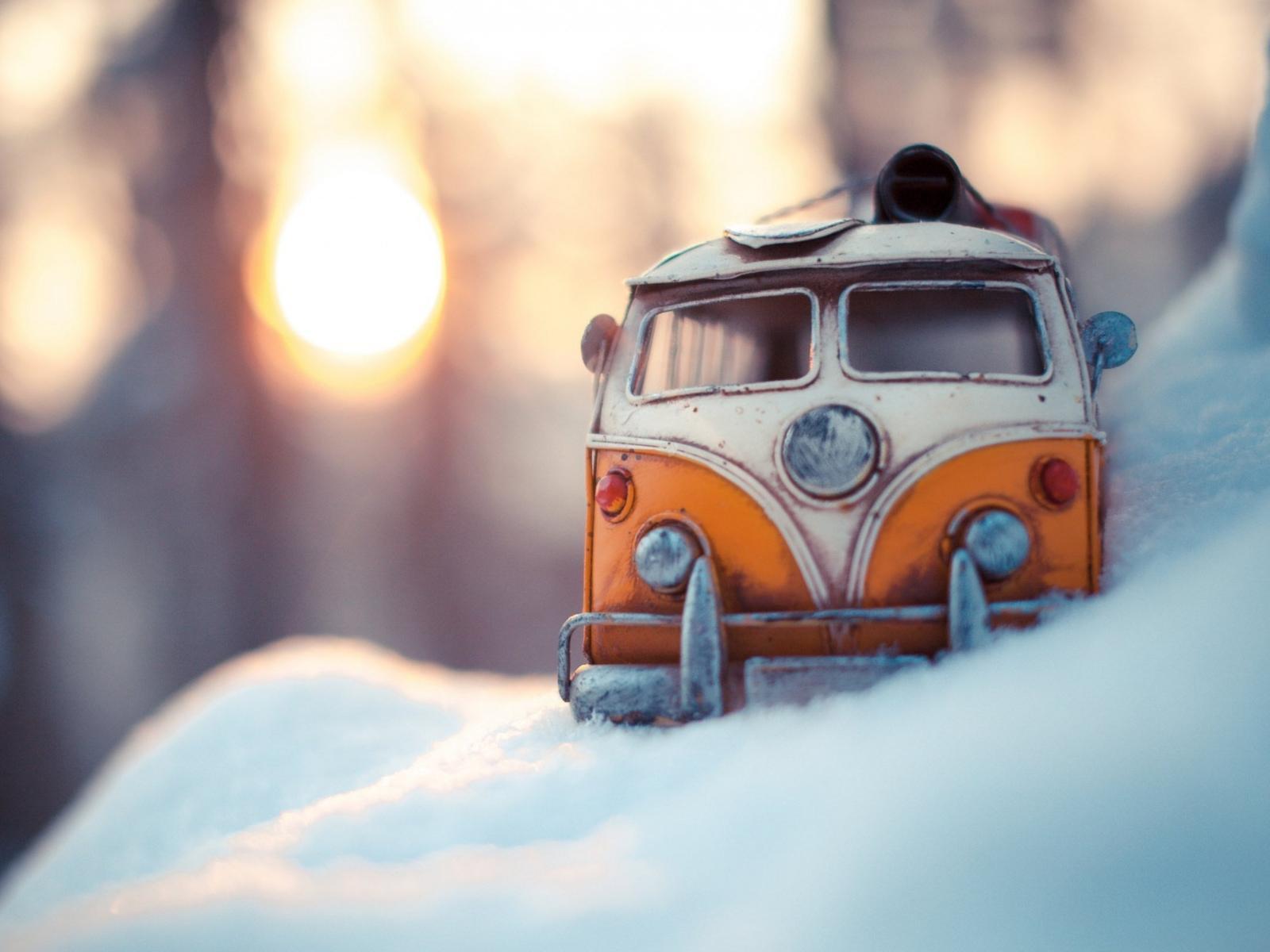 Car In Snow Wallpapers - Top Free Car In Snow Backgrounds - WallpaperAccess