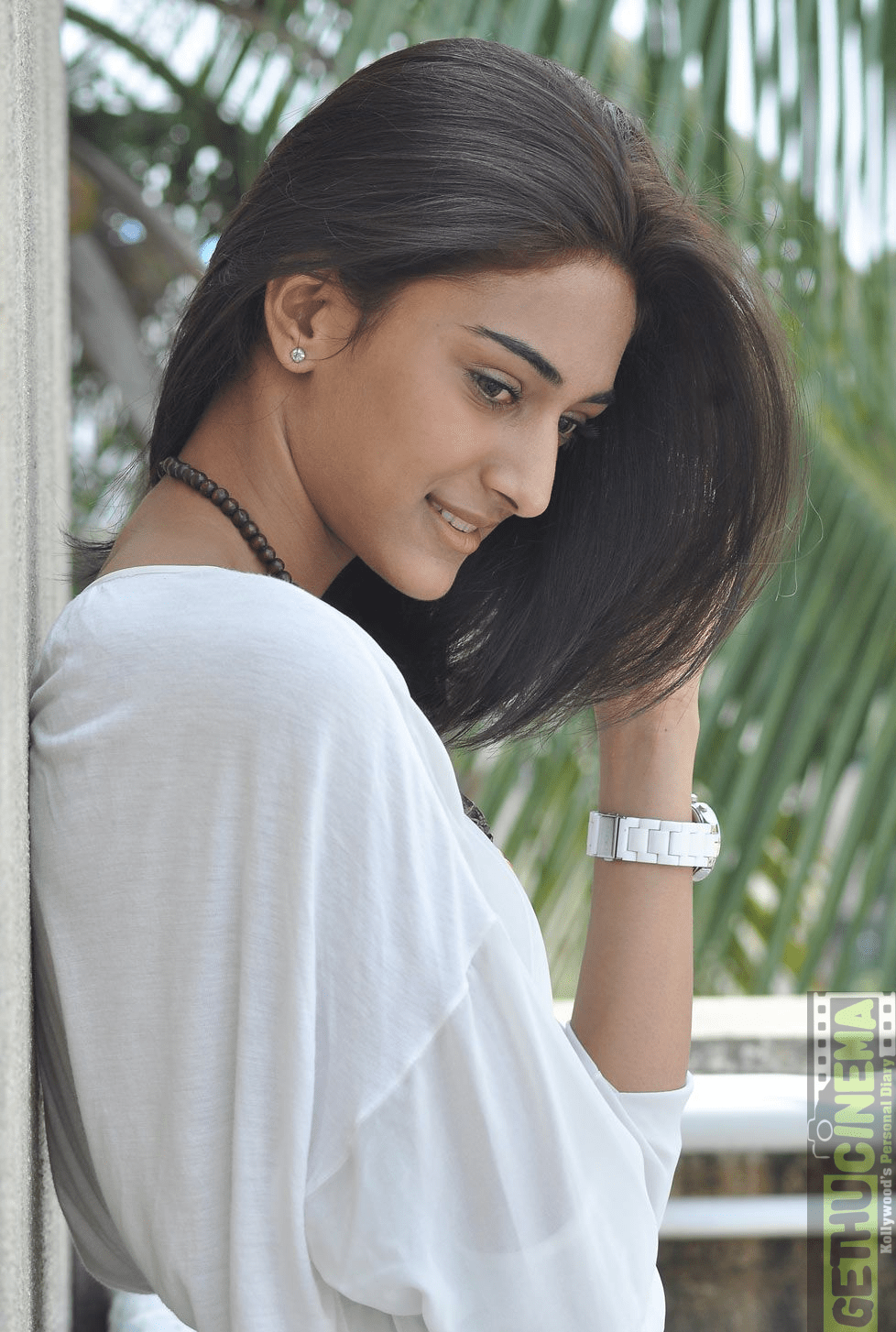 Erica Fernandes Wallpapers - Top Free Erica Fernandes Backgrounds ...