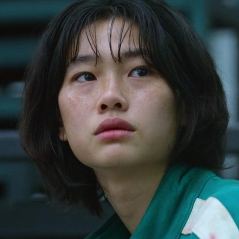 Kang Sae Byeok Wallpapers - Top Free Kang Sae Byeok Backgrounds - WallpaperAccess