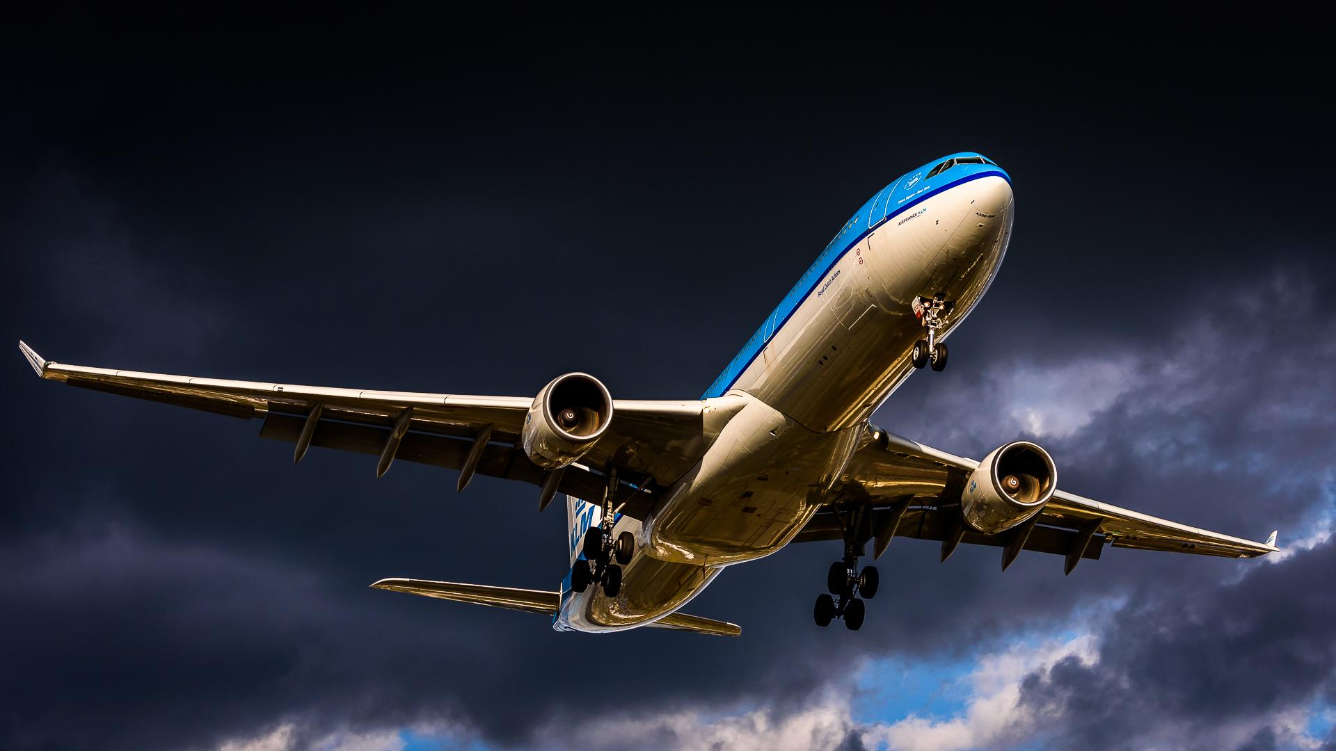 KLM Plane Wallpapers - Top Free KLM Plane Backgrounds - WallpaperAccess