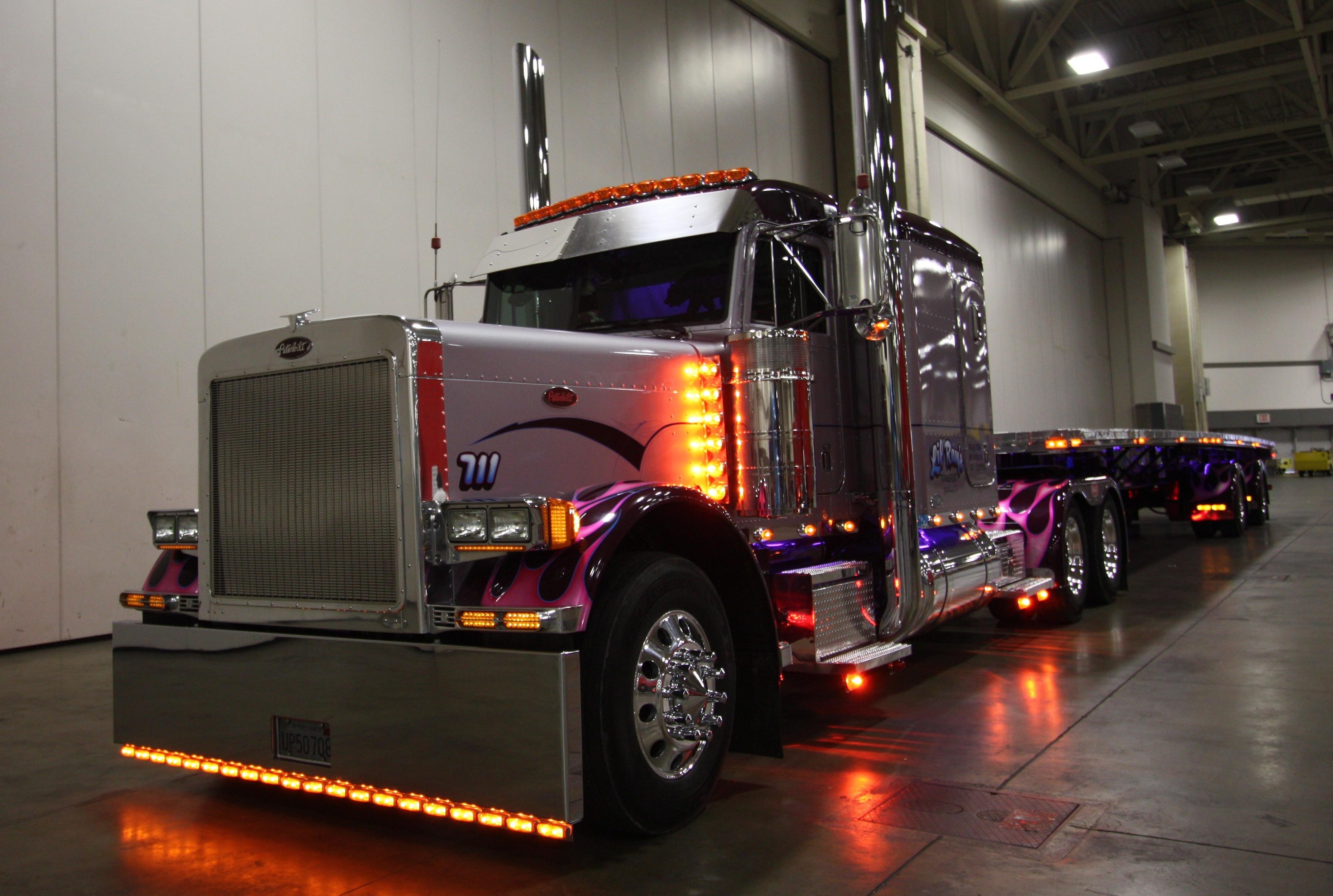Trailer Truck Wallpapers - Top Free Trailer Truck Backgrounds ...