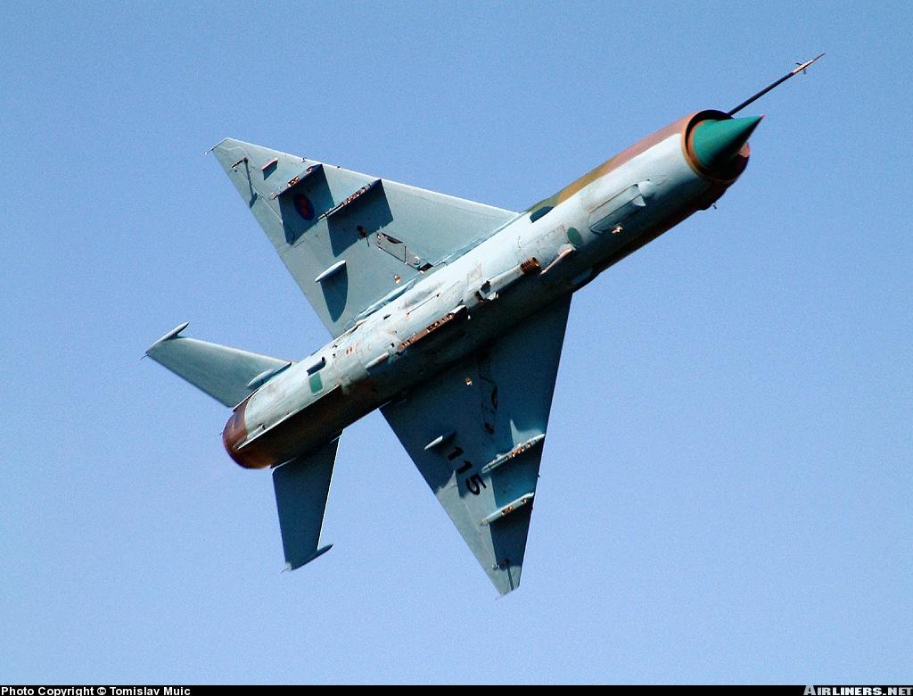 Mikoyan-Gurevich MiG-21 Wallpapers - Top Free Mikoyan-Gurevich MiG-21 ...