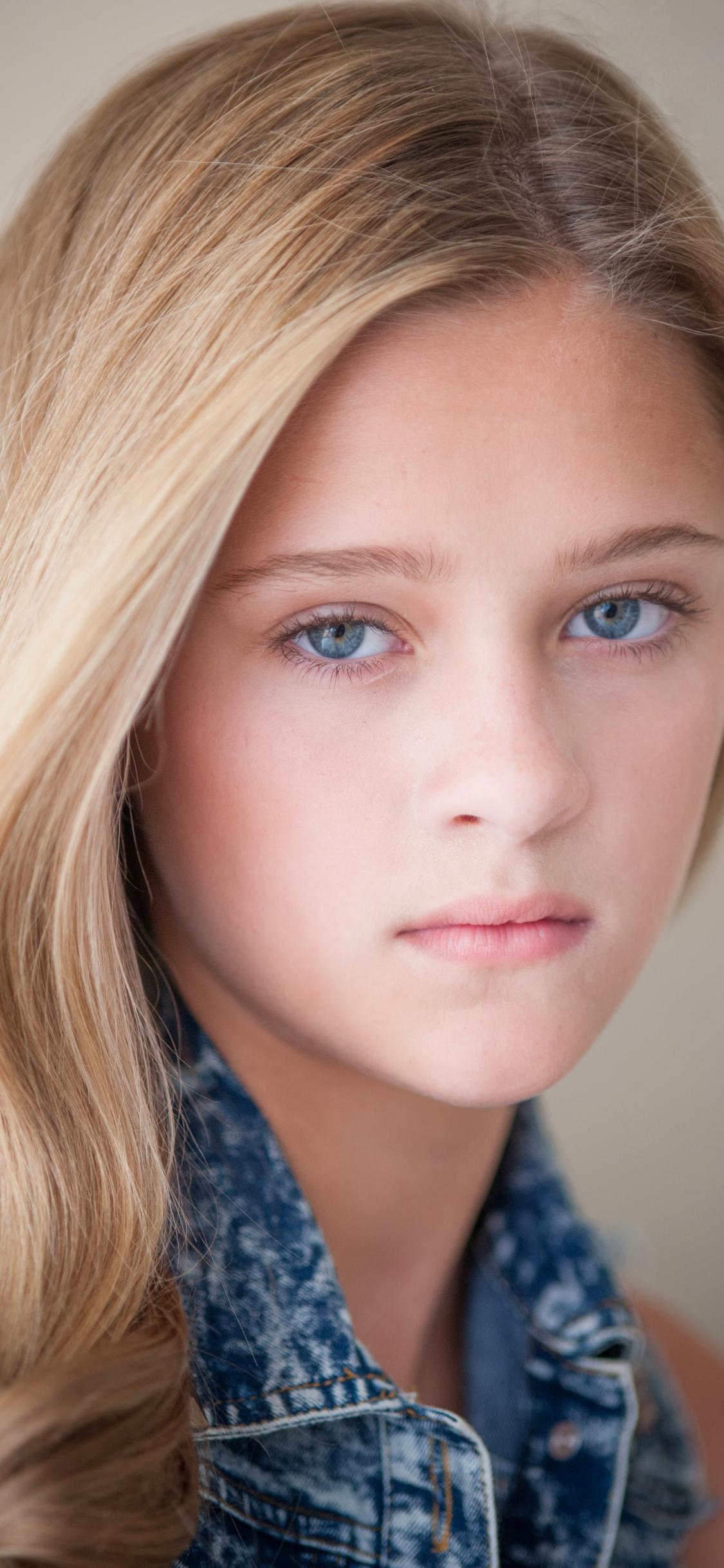 Lizzy Greene Wallpapers - Top Free Lizzy Greene Backgrounds - WallpaperAccess