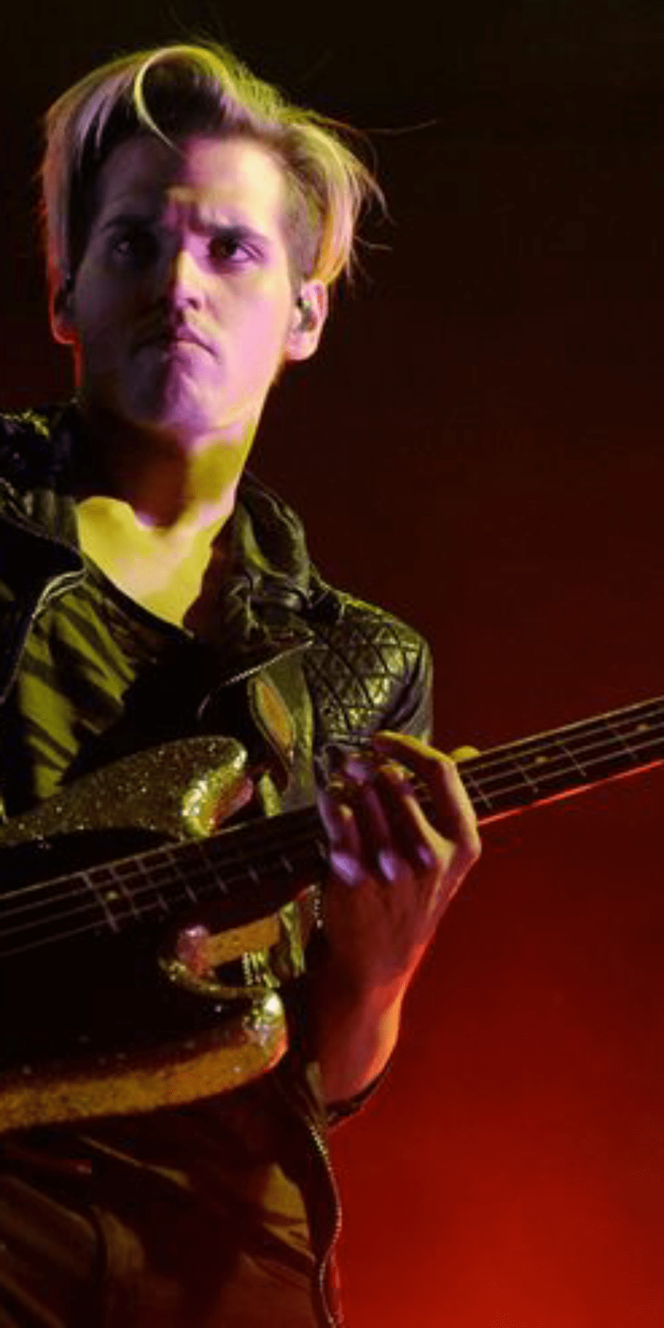 Mikey Way Wallpapers - Top Free Mikey Way Backgrounds - WallpaperAccess