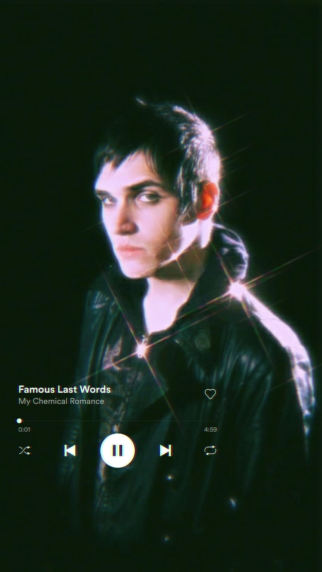 Mikey Way Wallpapers - Top Free Mikey Way Backgrounds - WallpaperAccess