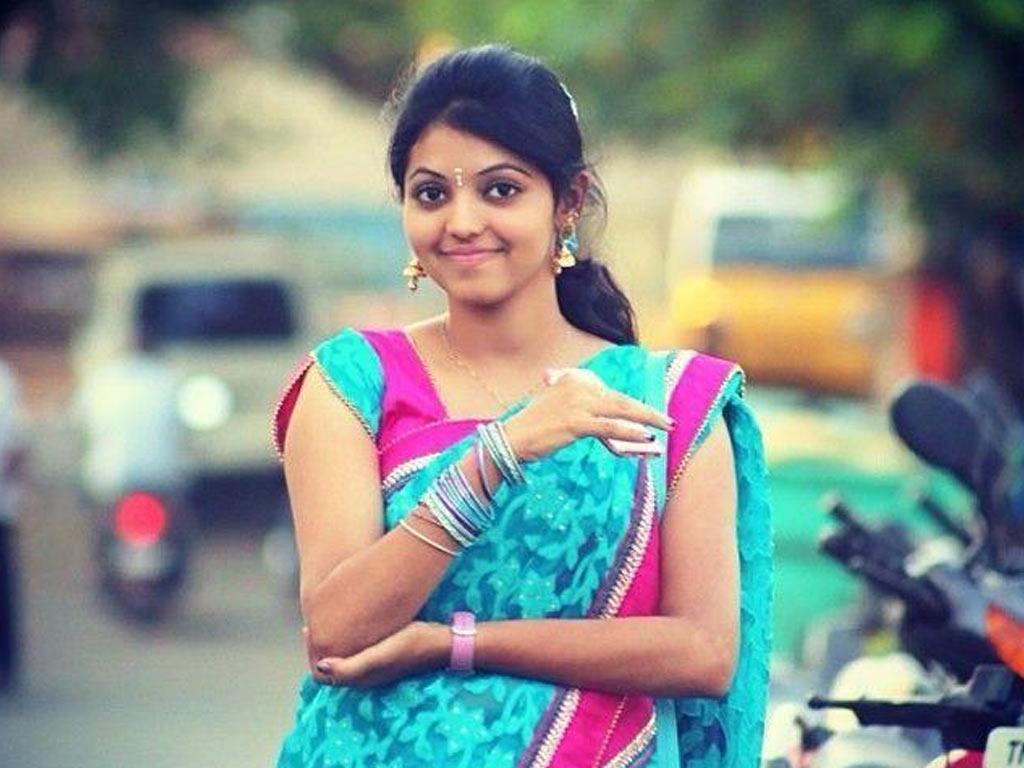 Athulya Ravi HD Wallpapers - Top Free Athulya Ravi HD Backgrounds ...