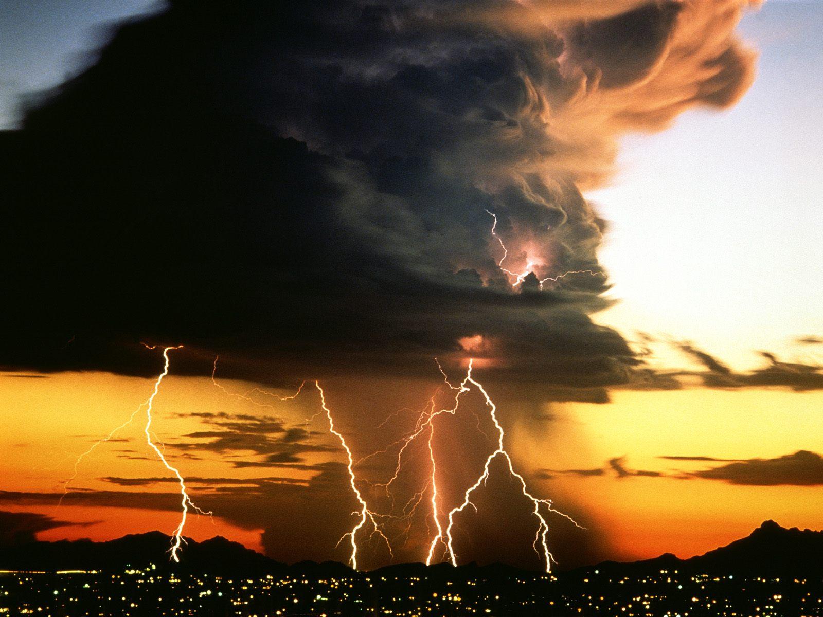 Scary Storm Clouds Wallpapers - Top Free Scary Storm Clouds Backgrounds ...