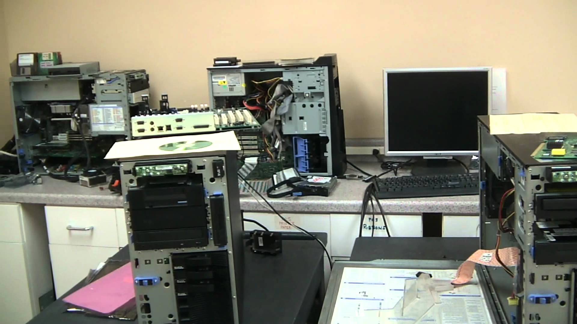 Repair Laptop Wallpapers - Top Free Repair Laptop Backgrounds ...