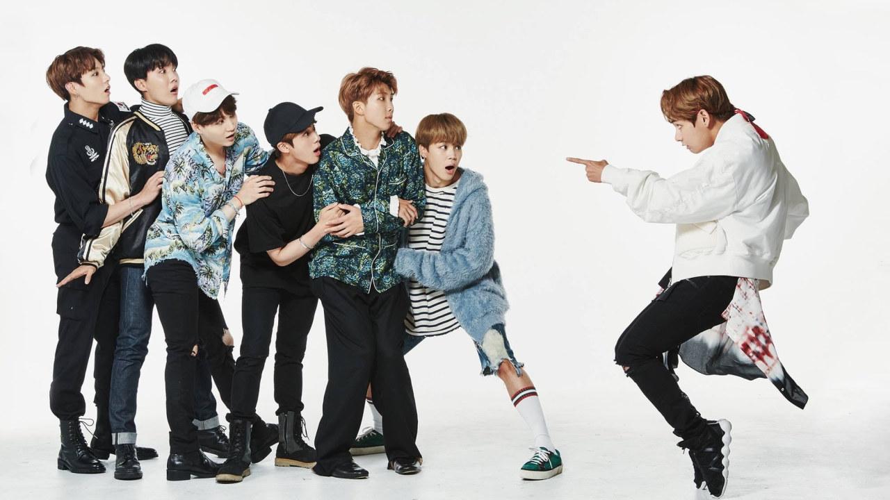 BTS Gif Wallpapers - Top Free BTS Gif Backgrounds - WallpaperAccess