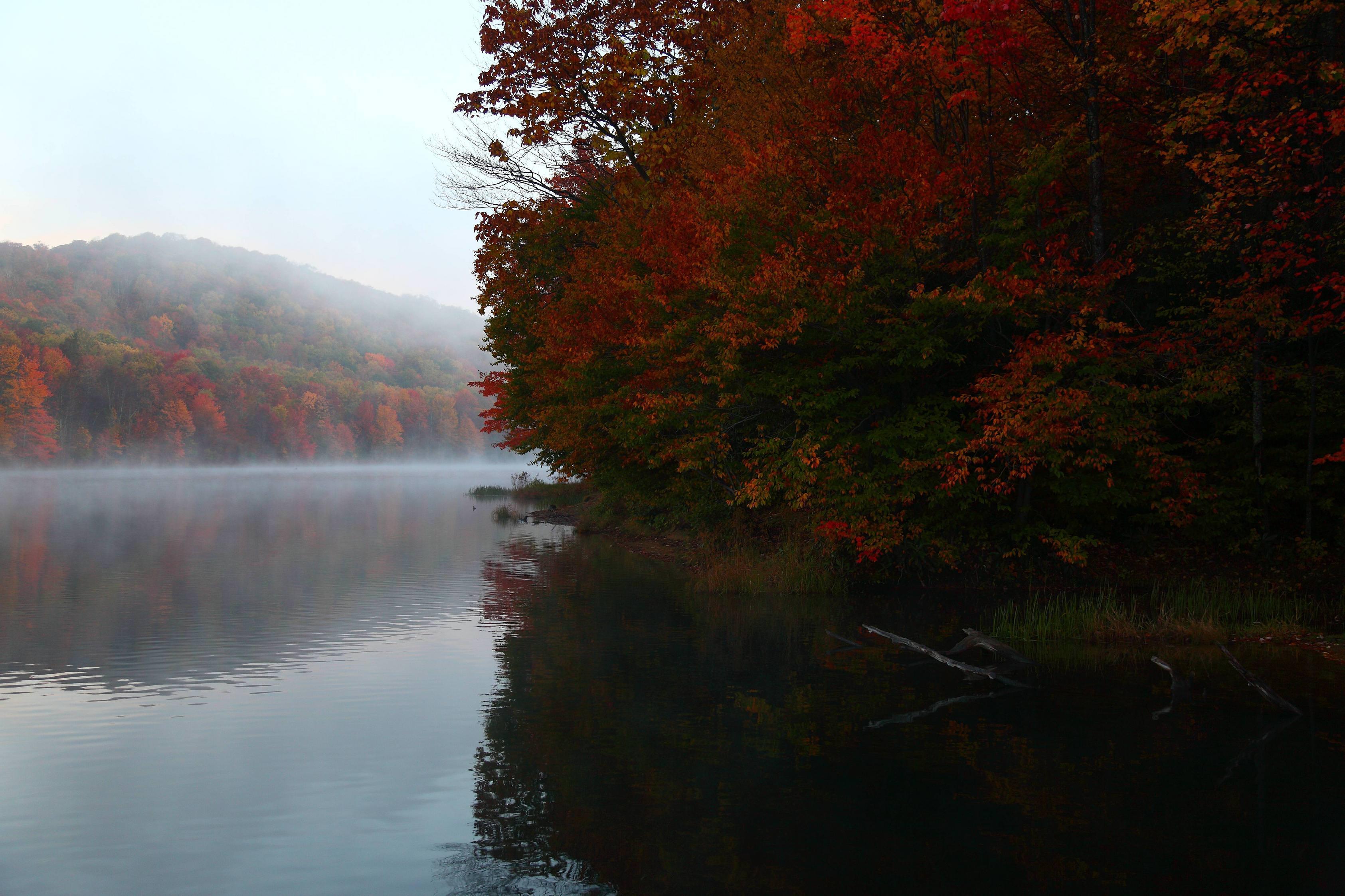 Fall Mountain Lake Wallpapers - Top Free Fall Mountain Lake Backgrounds ...