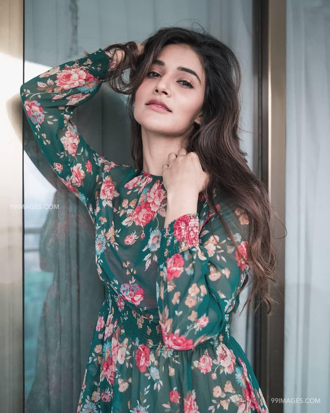 Mukti Mohan Wallpapers - Top Free Mukti Mohan Backgrounds - WallpaperAccess