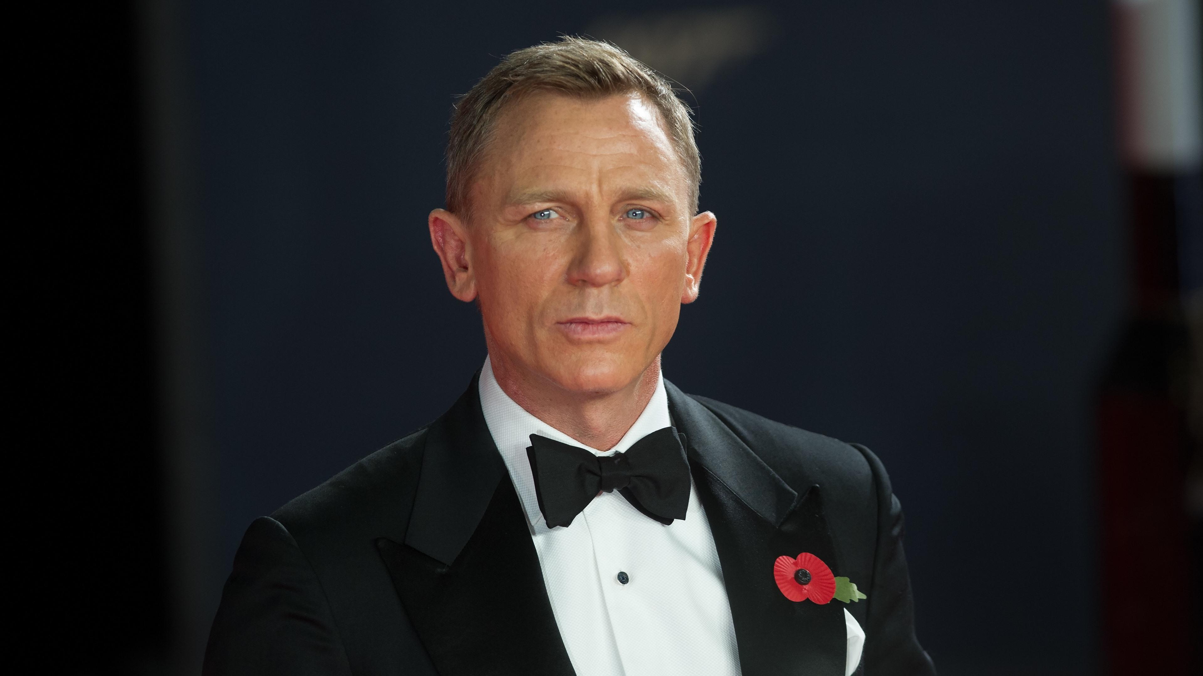 Daniel Craig James Bond Wallpapers - Top Free Daniel Craig James Bond ...